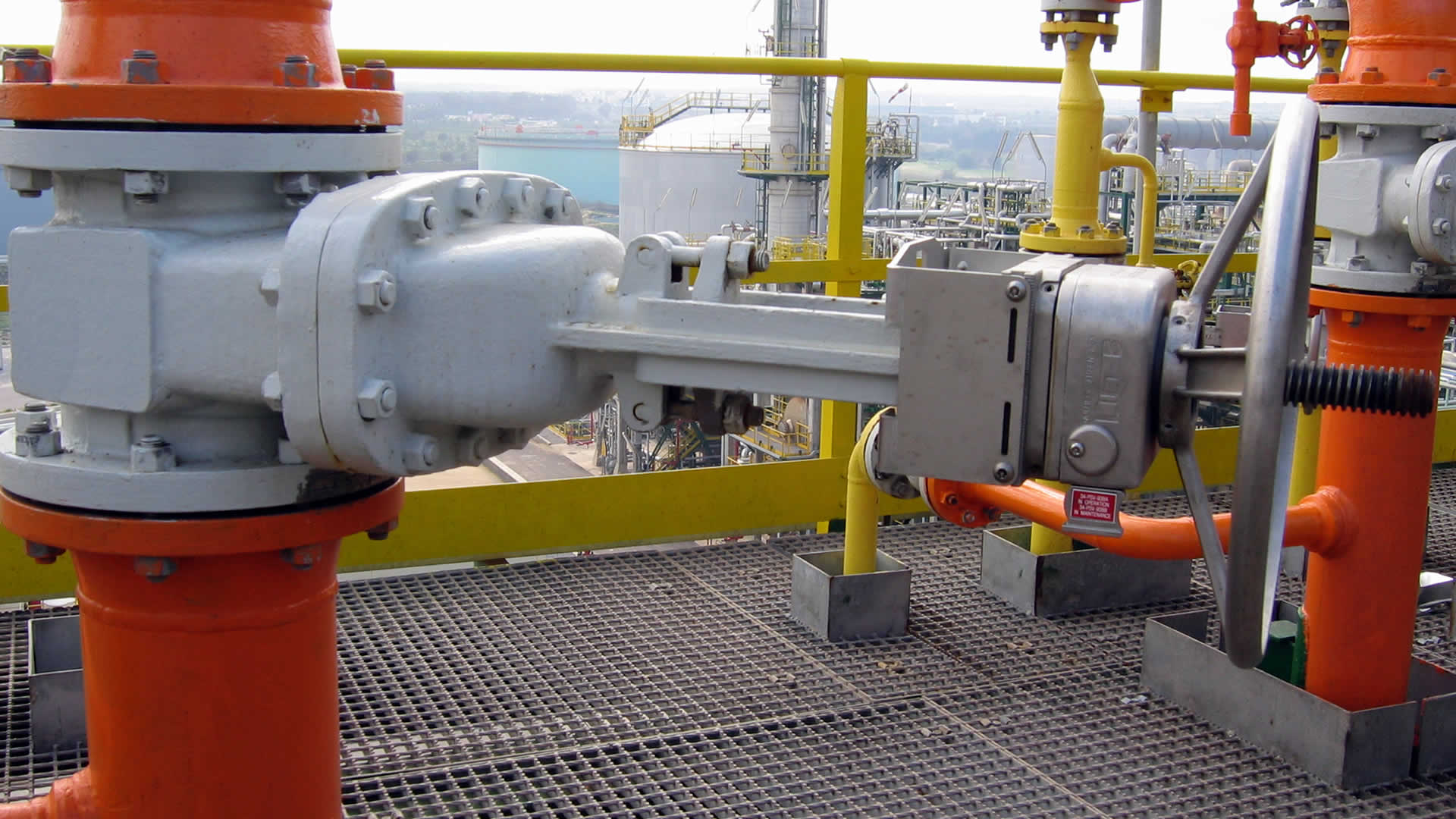 Valve interlocks Netherlocks - Sofis valve operation Valve interlocks Netherlocks - Sofis valve operation